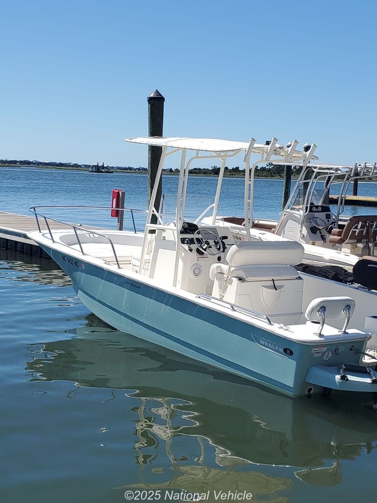 Bay Boat - 2018 Boston Whaler Montauk 210 | Motor & Keel