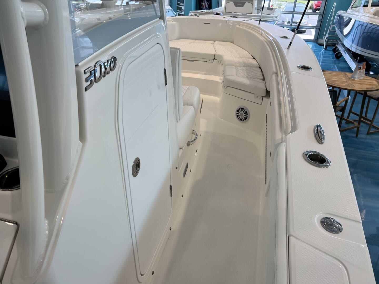 2024 Regulator XO Series 30 XO