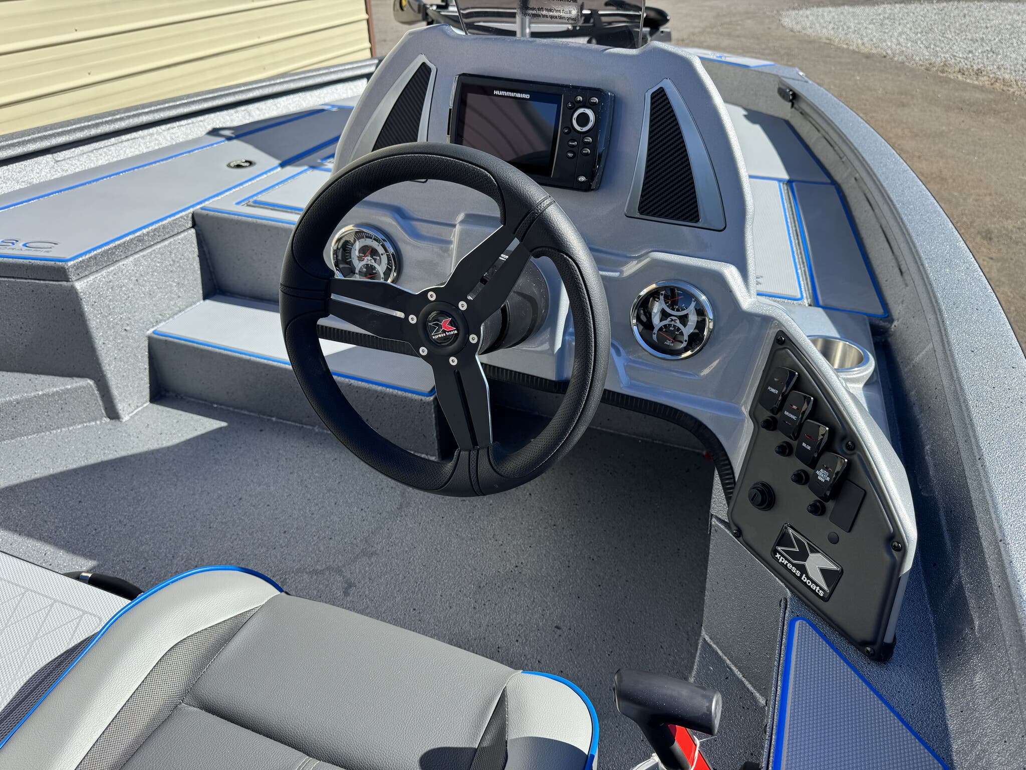 Bass Boat - 2026 Xpress Hyper-Lift Crappie Series H18 | Motor & Keel