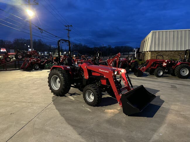 2023 Mahindra 4500 Series 4550 W/ LOADER