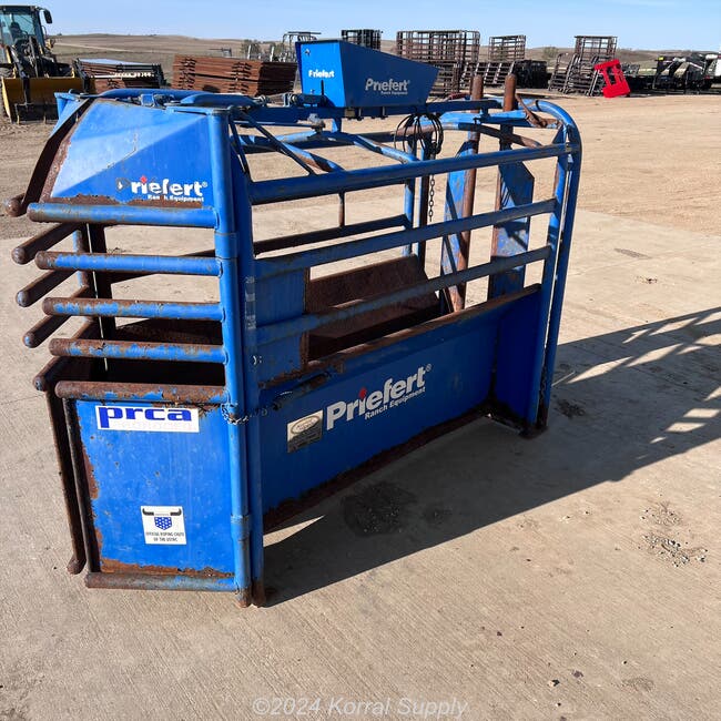 Used Priefert Chute