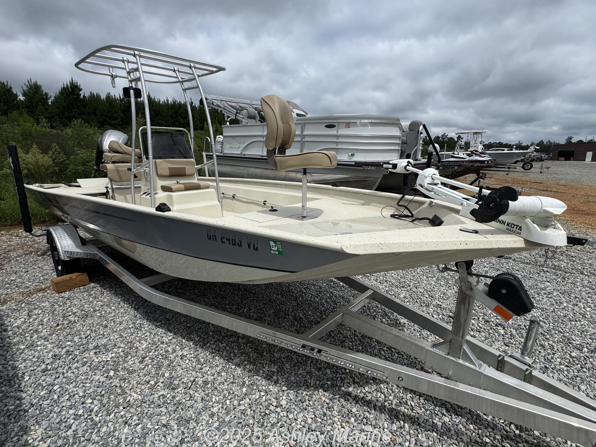 Bay Boat - 2024 Xpress Xplorer CC Bay Series XP20CC | Motor & Keel