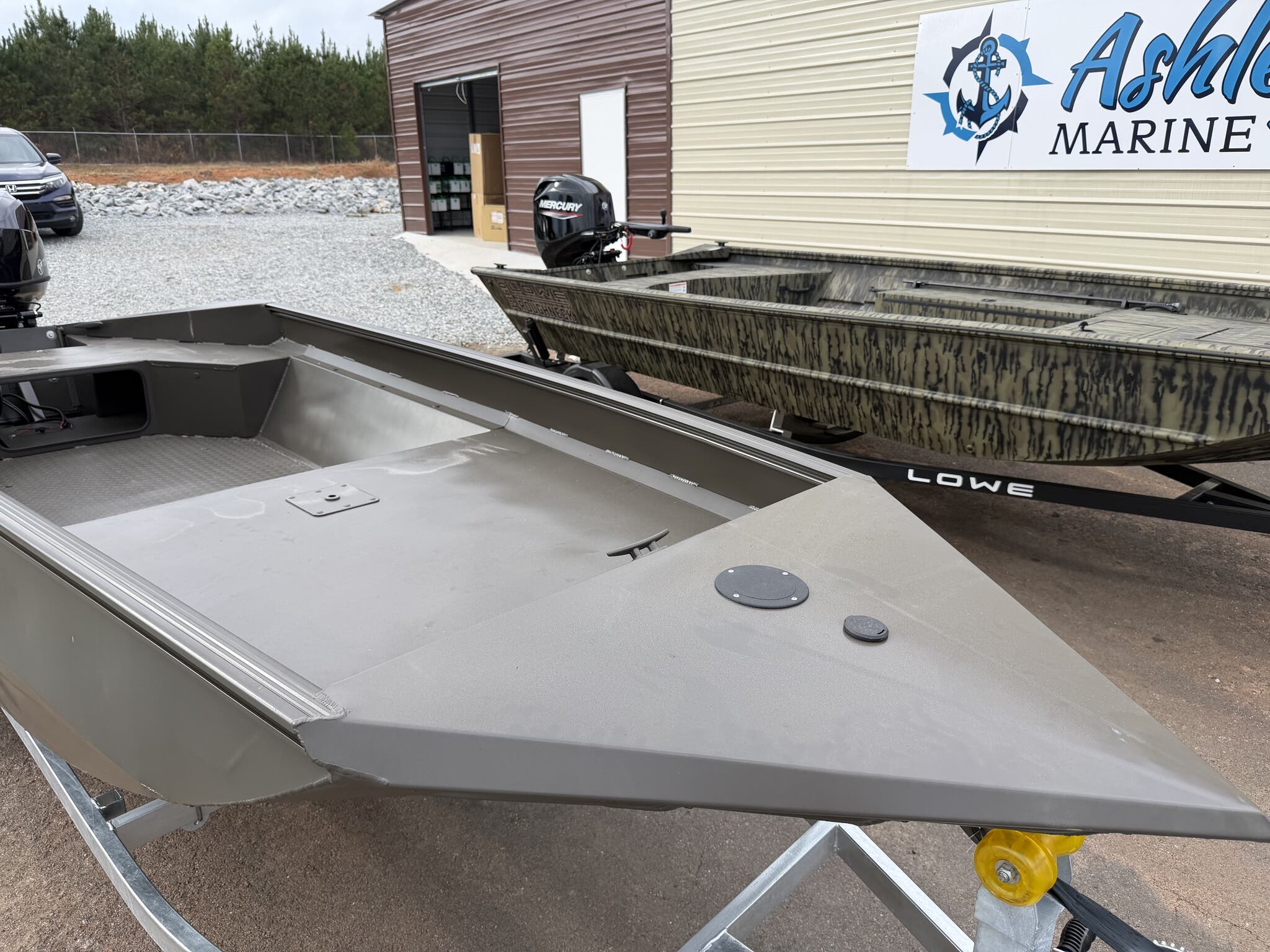 Duck Boat - 2026 Edge Duck Boats Sportsman Series 656DB MID DECK ...