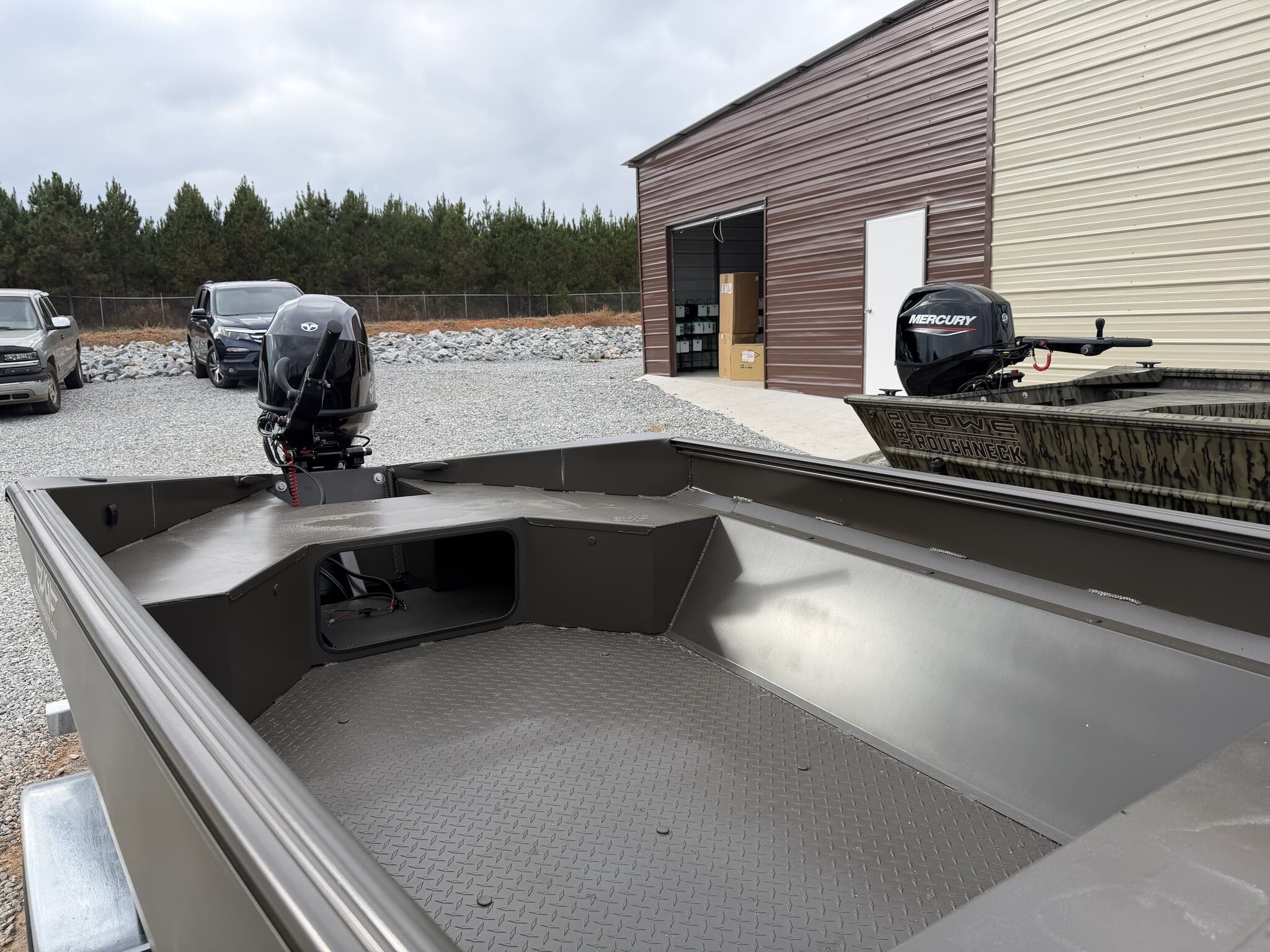 Duck Boat - 2026 Edge Duck Boats Sportsman Series 656DB MID DECK ...