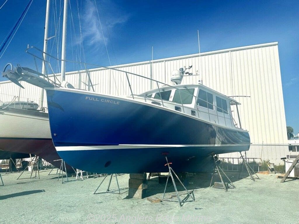 Downeast - 2006 Duffy 37 Downeast | Motor & Keel