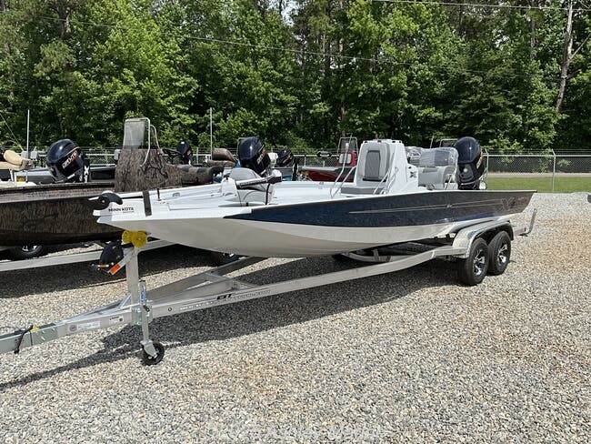 2026 Xpress Hyper-Lift Series H22B