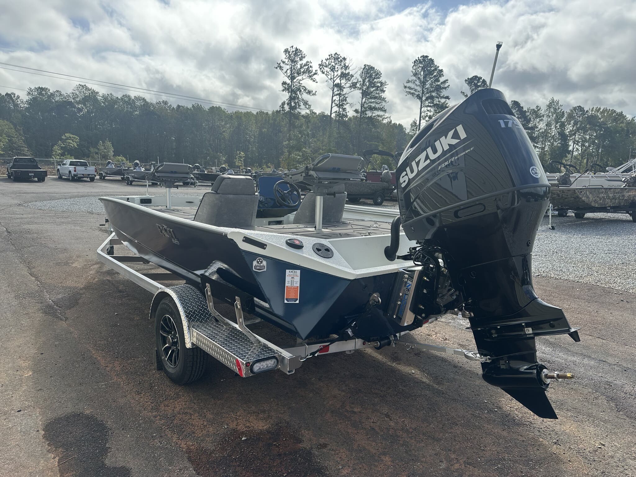 Bass Boat - 2026 Excel EX 203 | Motor & Keel