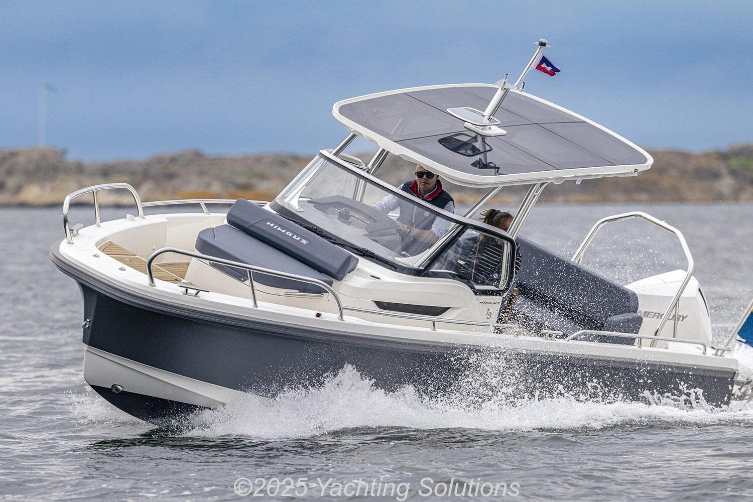 Center Console - 2025 Nimbus Tender 8 | Motor & Keel