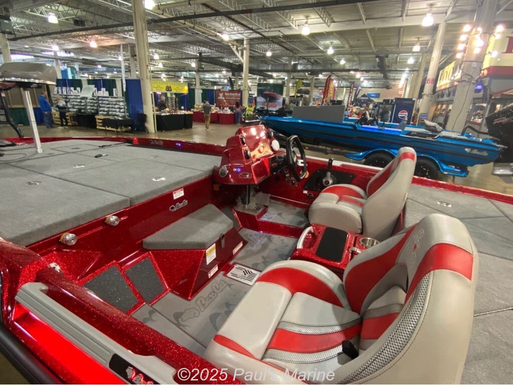 Bass Boat - 2024 Bass Cat Caracal STS | Motor & Keel