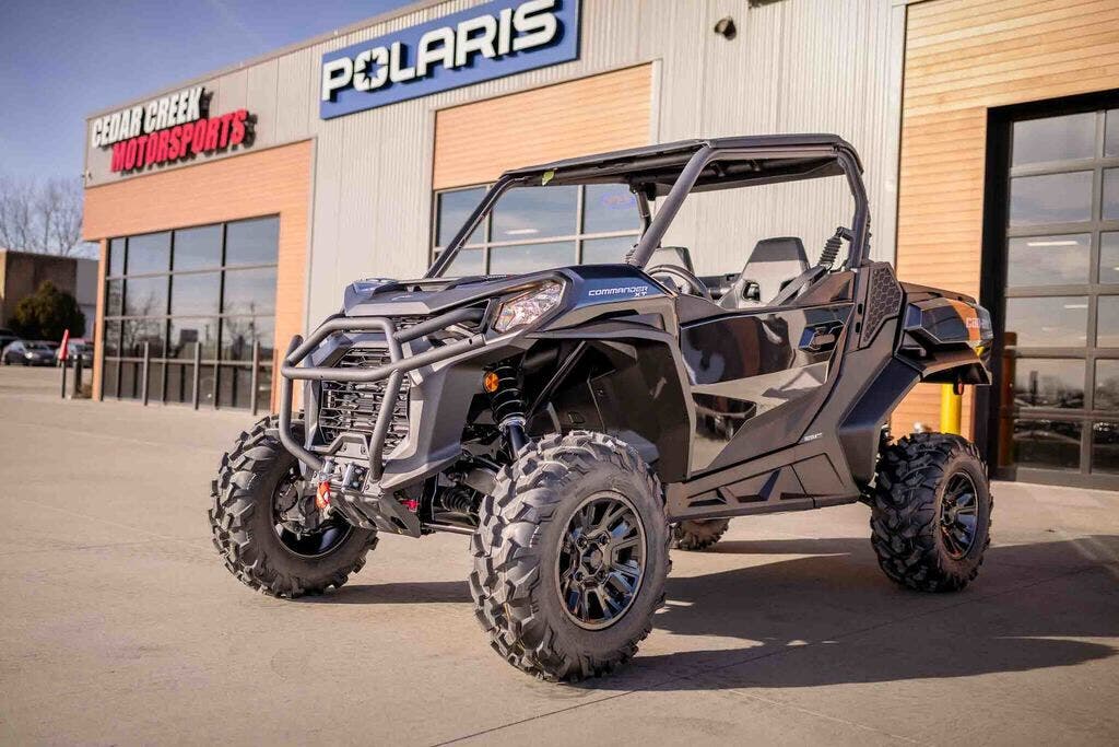 Sport UTV For Sale - 2025 Can-Am Commander XT 1000R | Rev & Roam