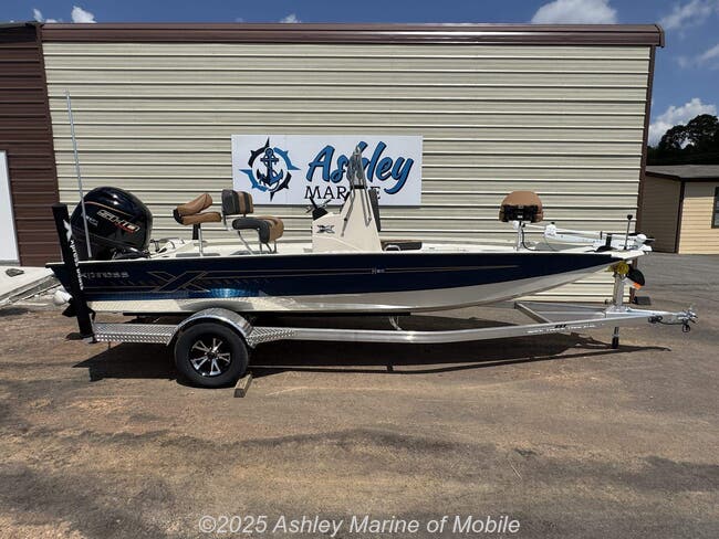 2026 Xpress Hyper-Lift Bay Series H20 BAY